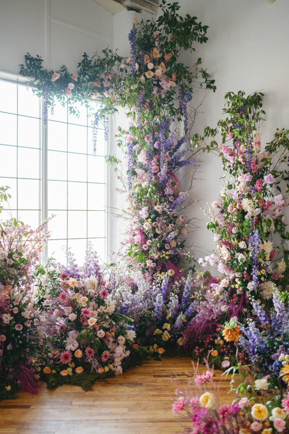 Maximalist Wedding Florals: A Guide to Big and Bold Blooms